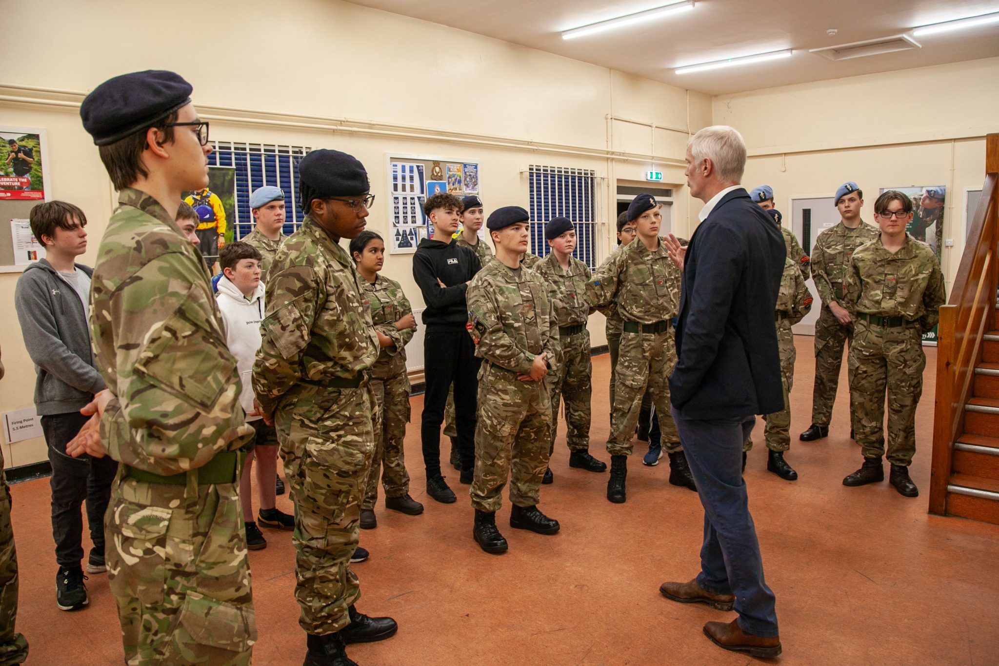 Minister for Veterans and People visits Berkshire Army Cadets – South ...